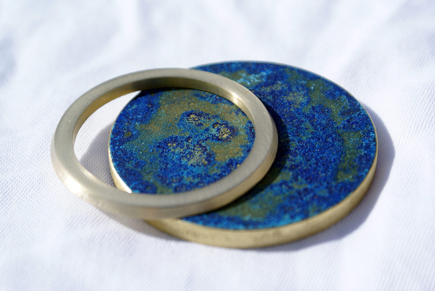 Made to measure and design furniture with Apan's workshop